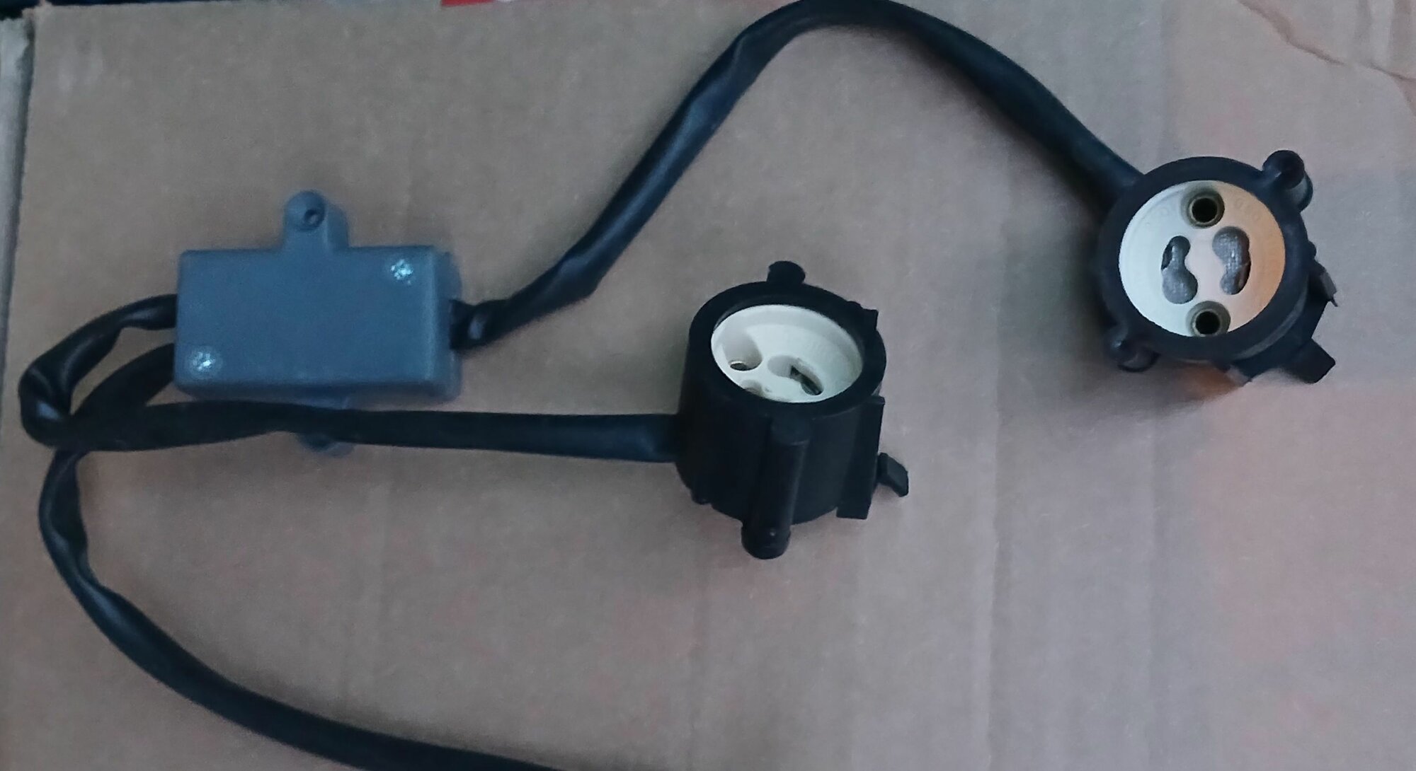 Двойной патрон GU 10 для ламп вытяжки