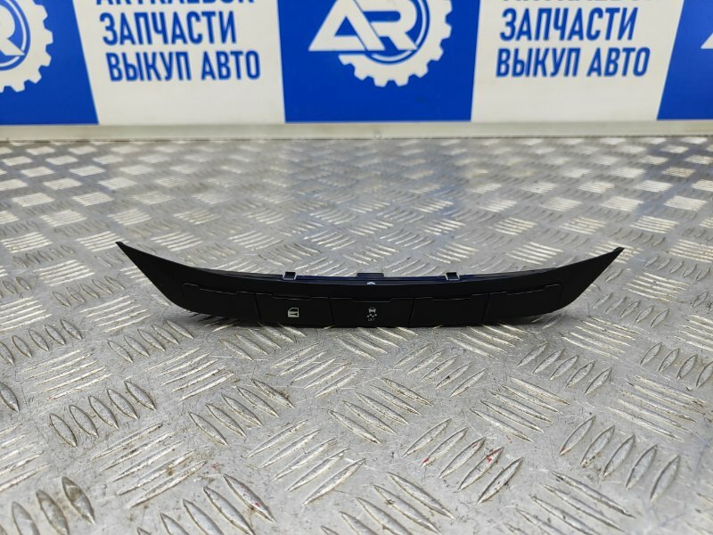 Б/У Блок кнопок LADA Веста / Лада Веста 1.6 21129 106 Л.С. седан 2019