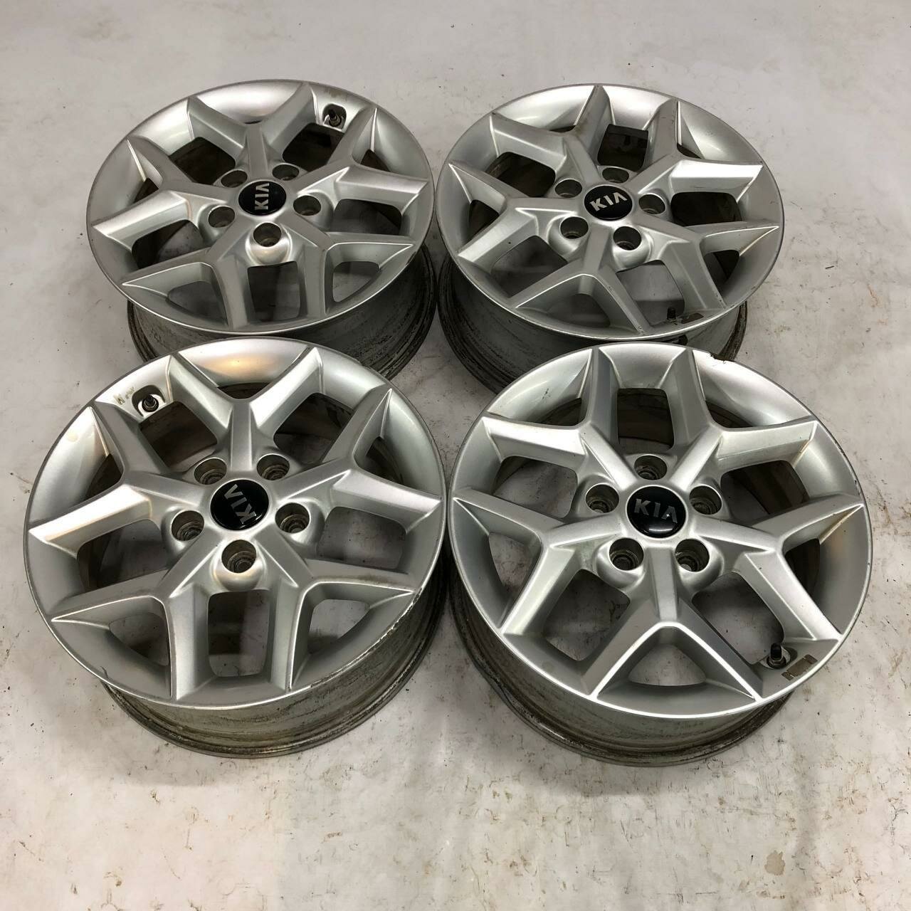 Колесные диски Kia 16x6.5 PCD 5x114.3 D67.1 ET44 (оригинал)