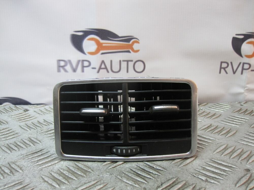 Дефлектор воздушный Audi A6 C6 2004-2008 4F0819203C