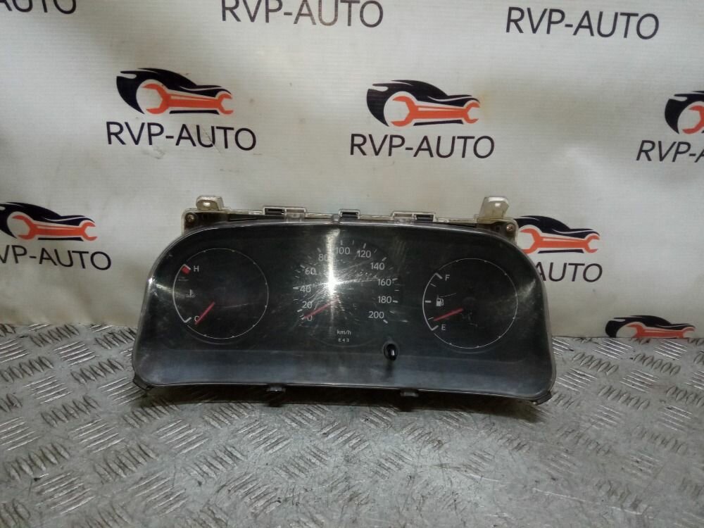 Панель приборов Toyota Corolla E100 1.3 1992-1997 8380012480