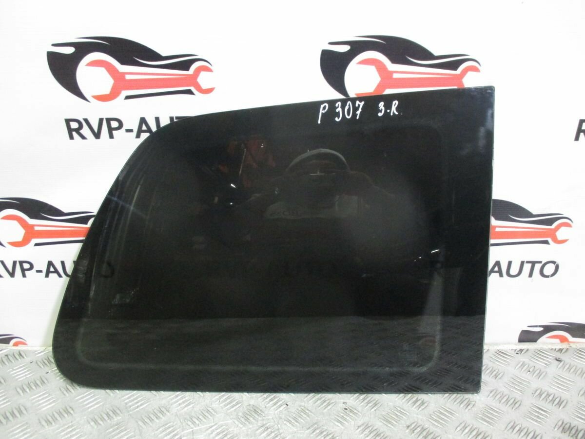 Стекло глухое Peugeot 307 1.4D 01-05 123123