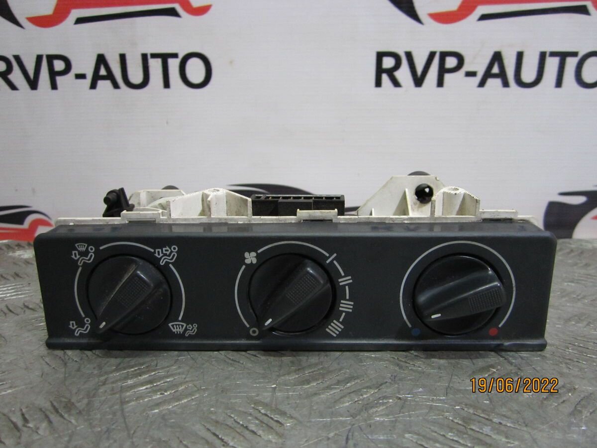 Блок управления отопителем Skoda Felicia 1994-97