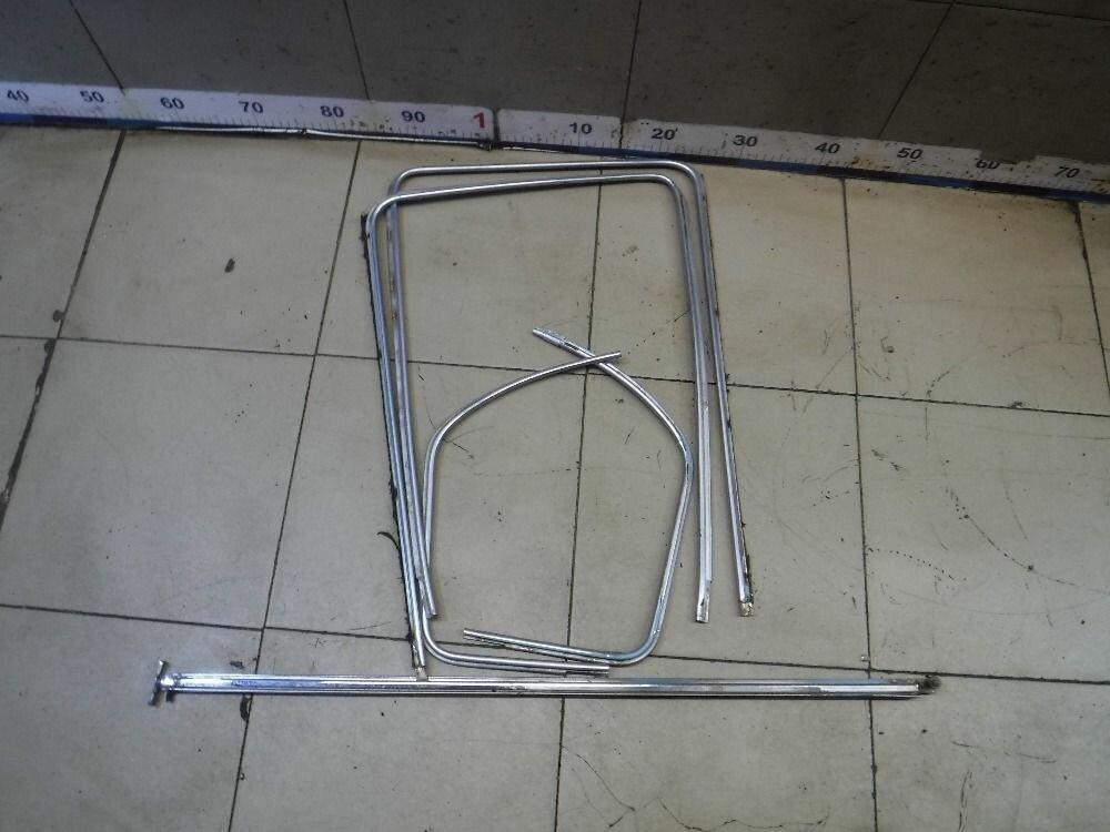 Молдинги двери задней правой Газ 21