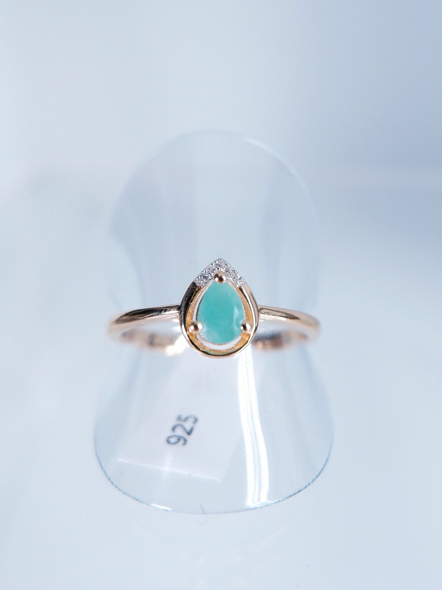 Кольцо, серебро, 925 проба, фианит, изумруд