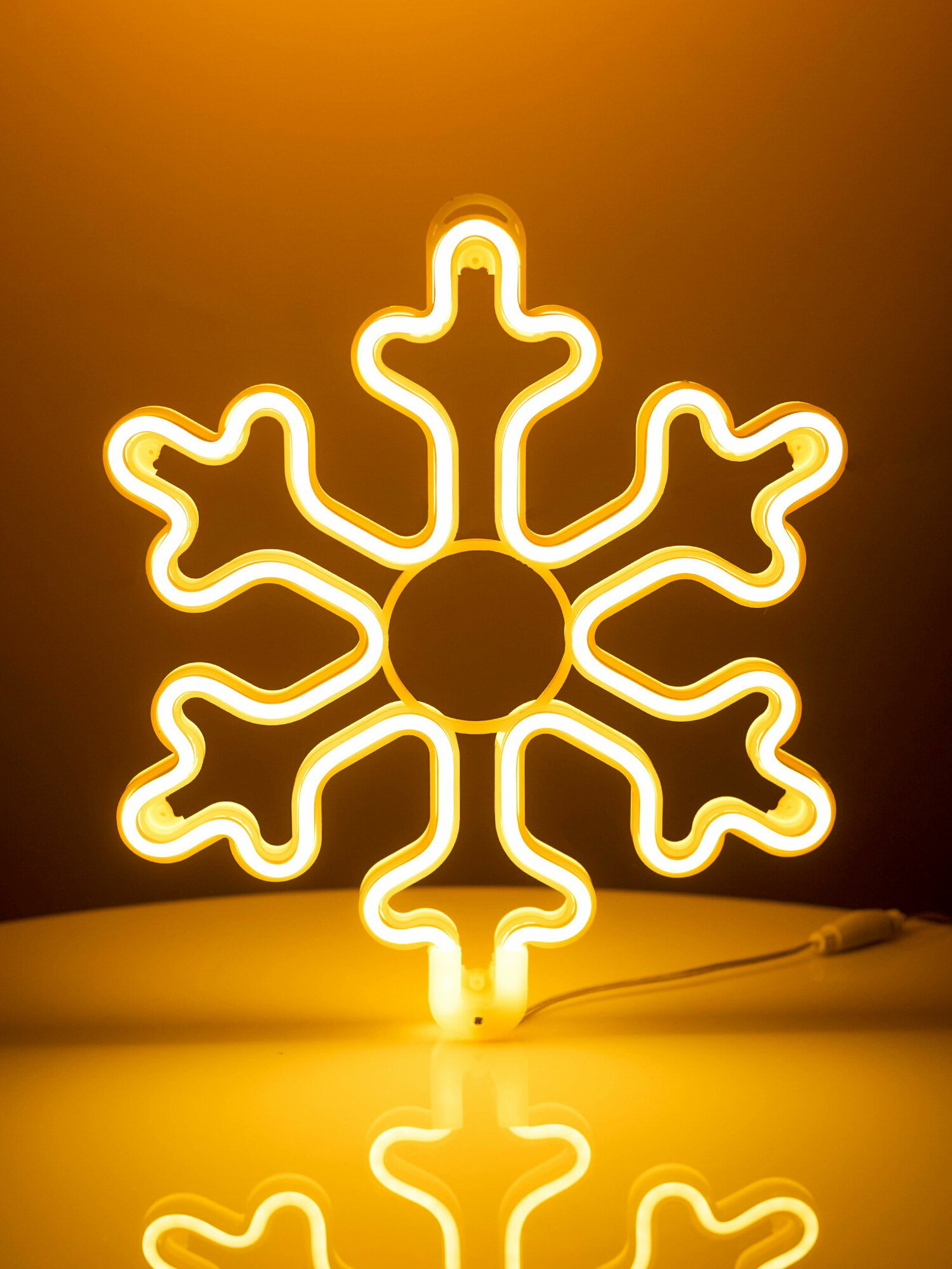 Светодиодная фигура "Снежинка" 30 см, пластик, 220 В, свечение тёплое белое