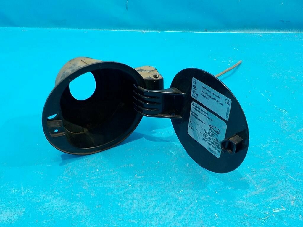 Лючок бензобака VOLKSWAGEN Polo 2011-2020 6RU809857 - Б/У