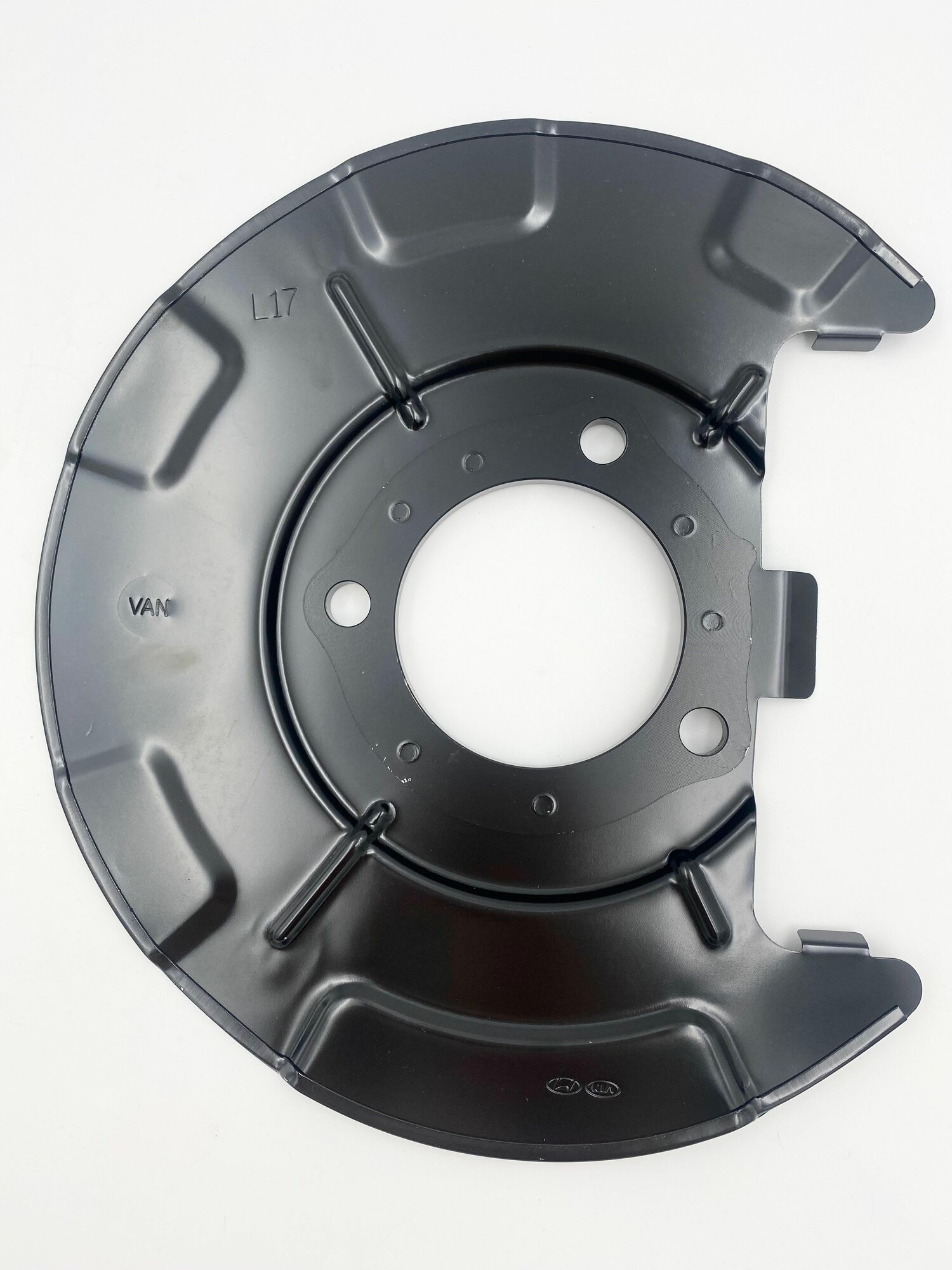 Кожух (пыльник) тормозного диска задний левый Hyundai Staria (US4, US4KH) Mobis 58243CG500