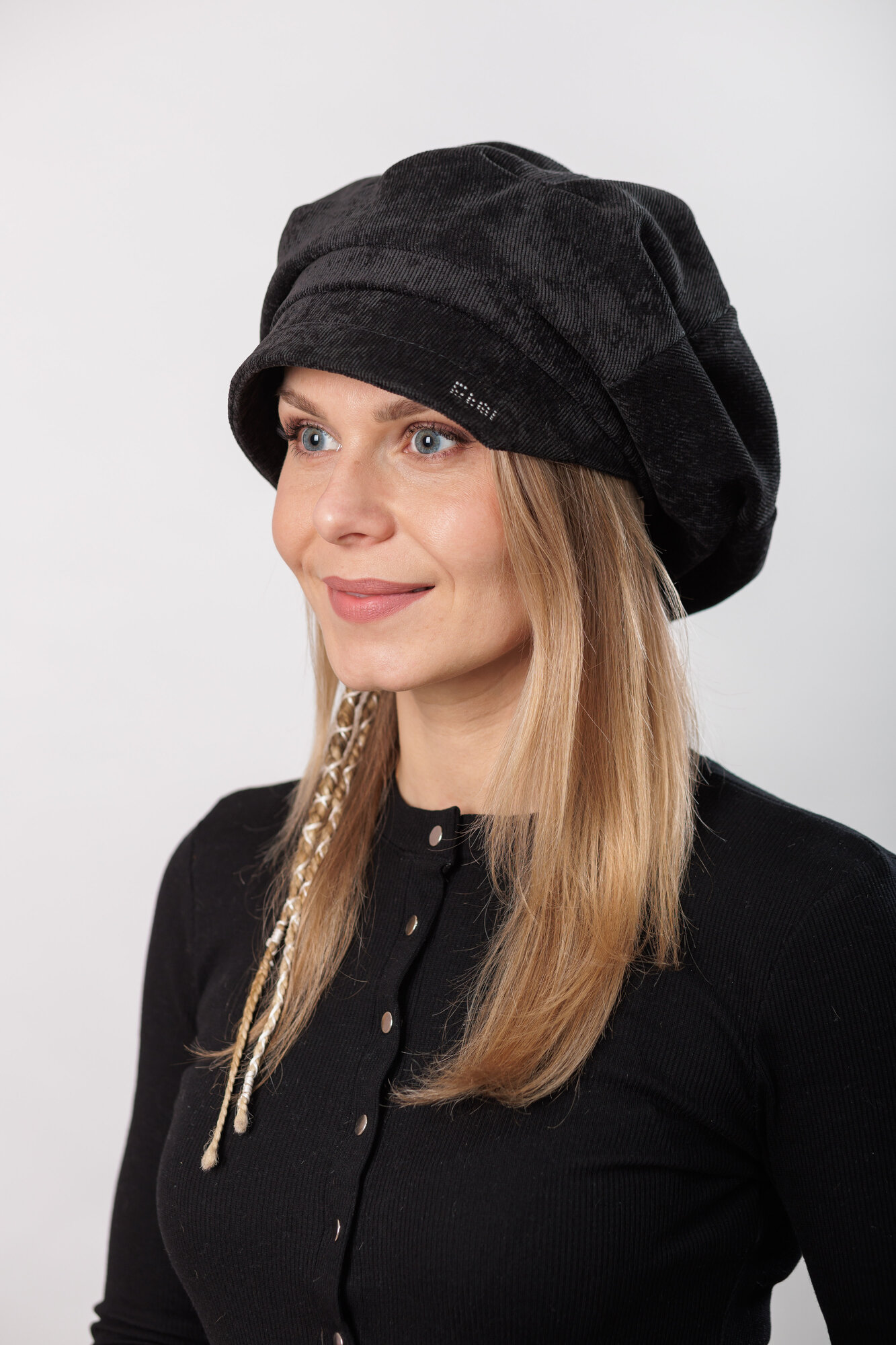 Шапка для женщин