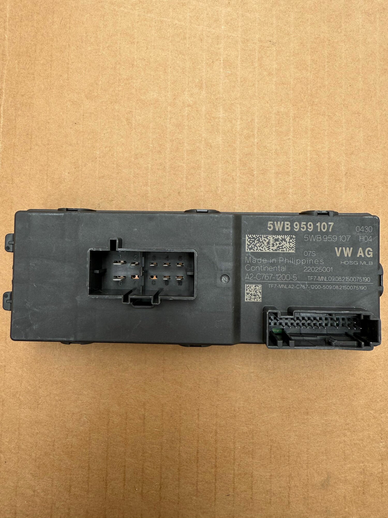 5WB959107 Блок управления двери багажника VAG оригинал, новый управление крышкой