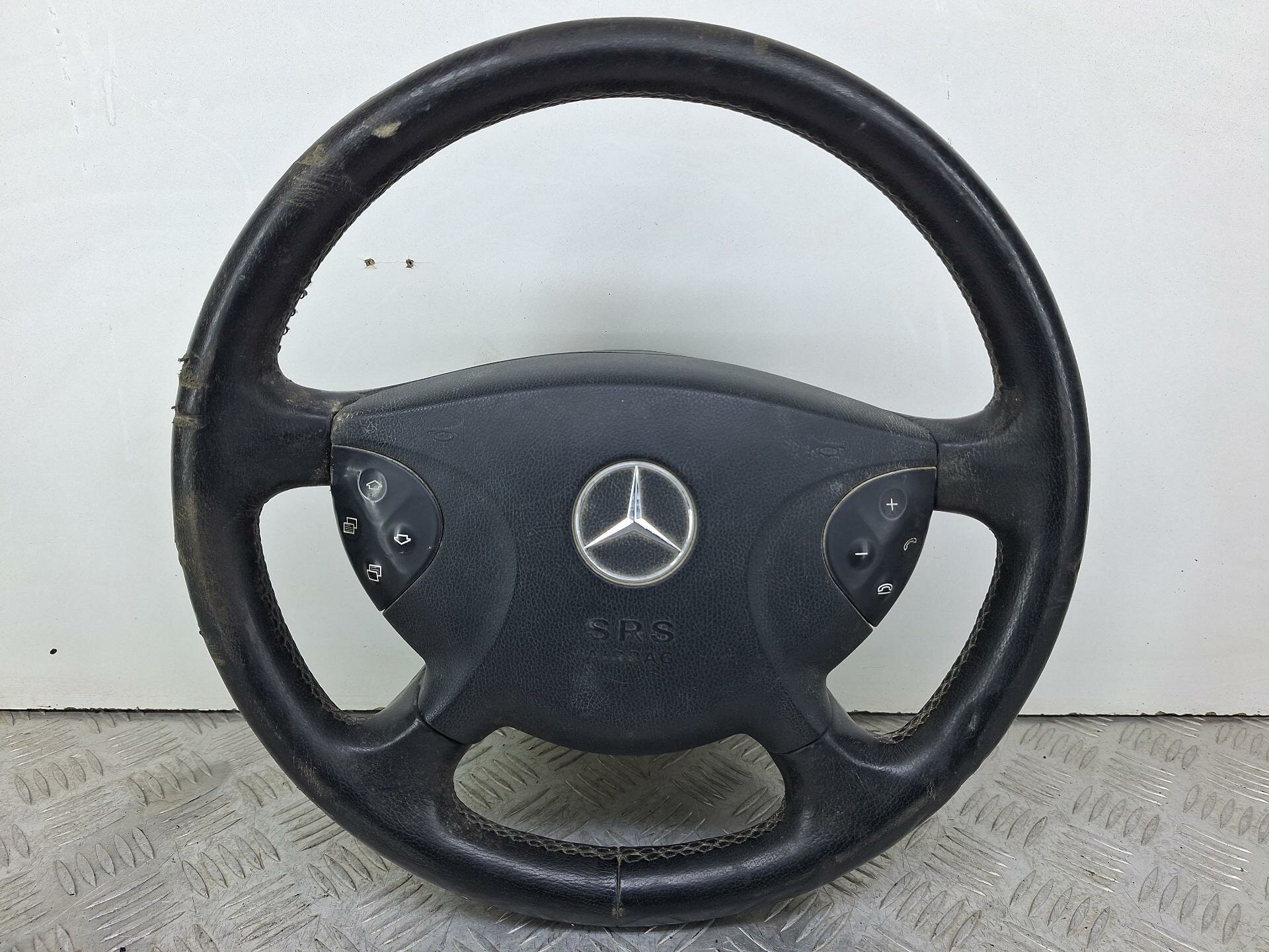 Руль Mercedes-Benz E W211 (2002 - 2006)