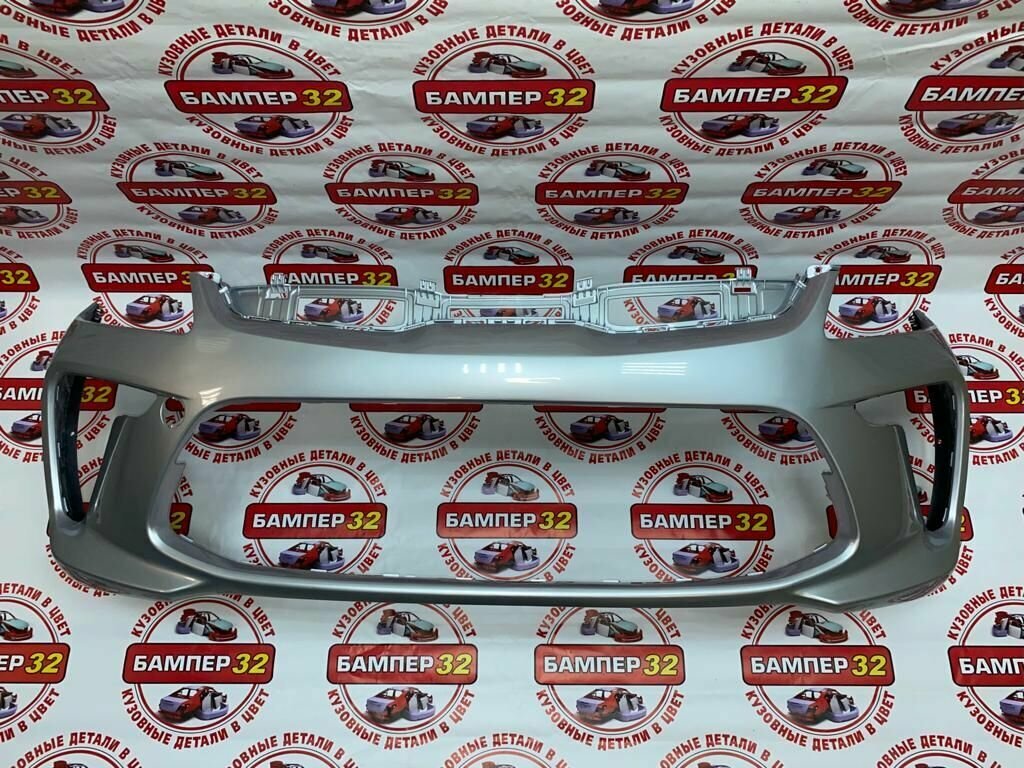 Киа Рио бампер передний серебристый RHM с 2017 года