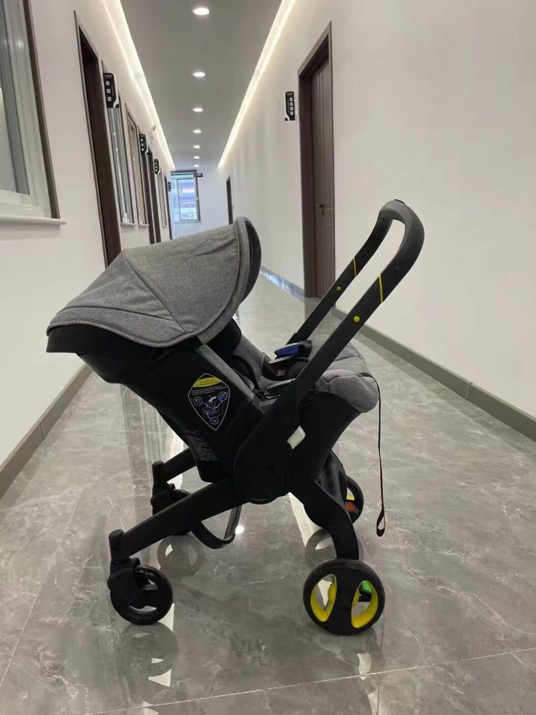 Универсальная модульная коляска 4 в 1 (автокресло-переноска) Foo Foo Vinng + сумка-рюкзак + накидка на ножки, цвет серый