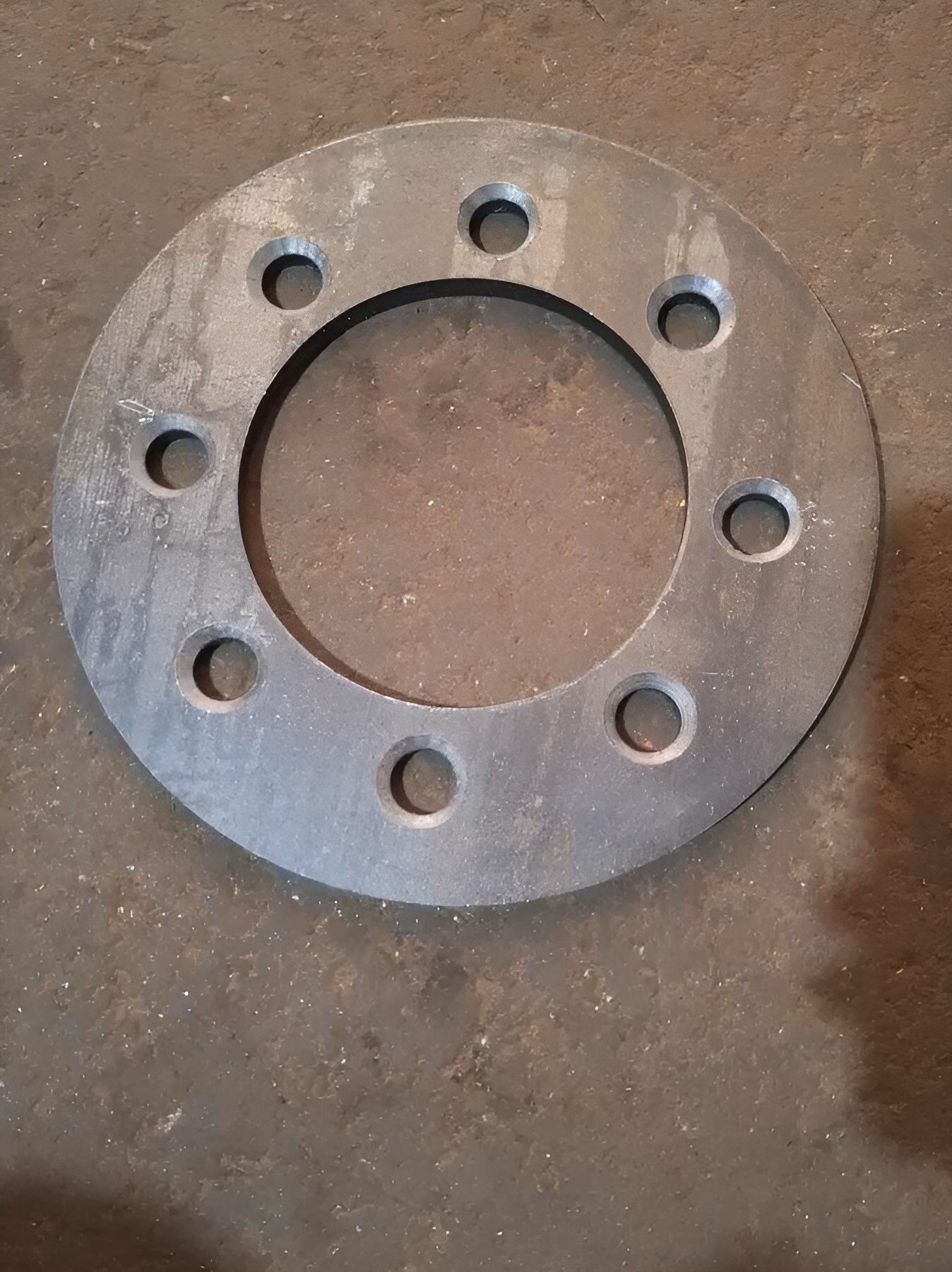 Фланец для переделки дисков на МТЗ