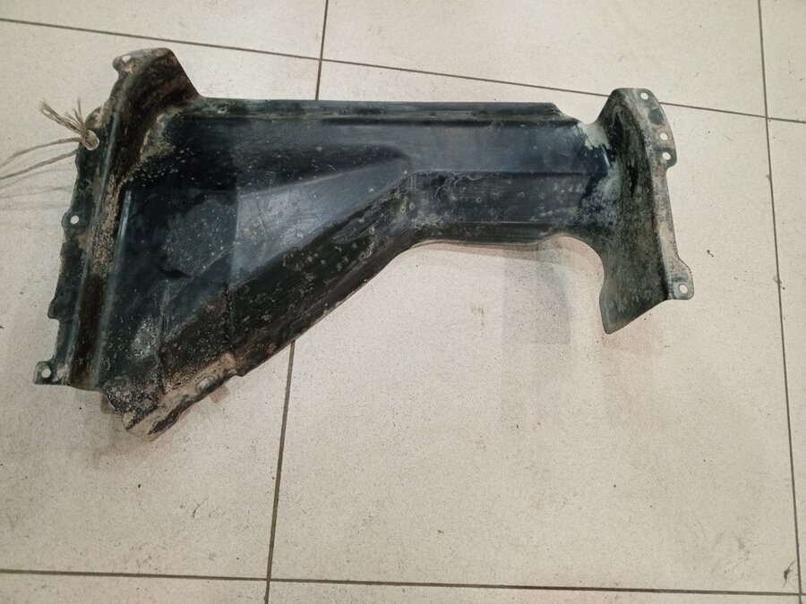 Экран тепловой от Mitsubishi Lancer 9 CS 2000-2008