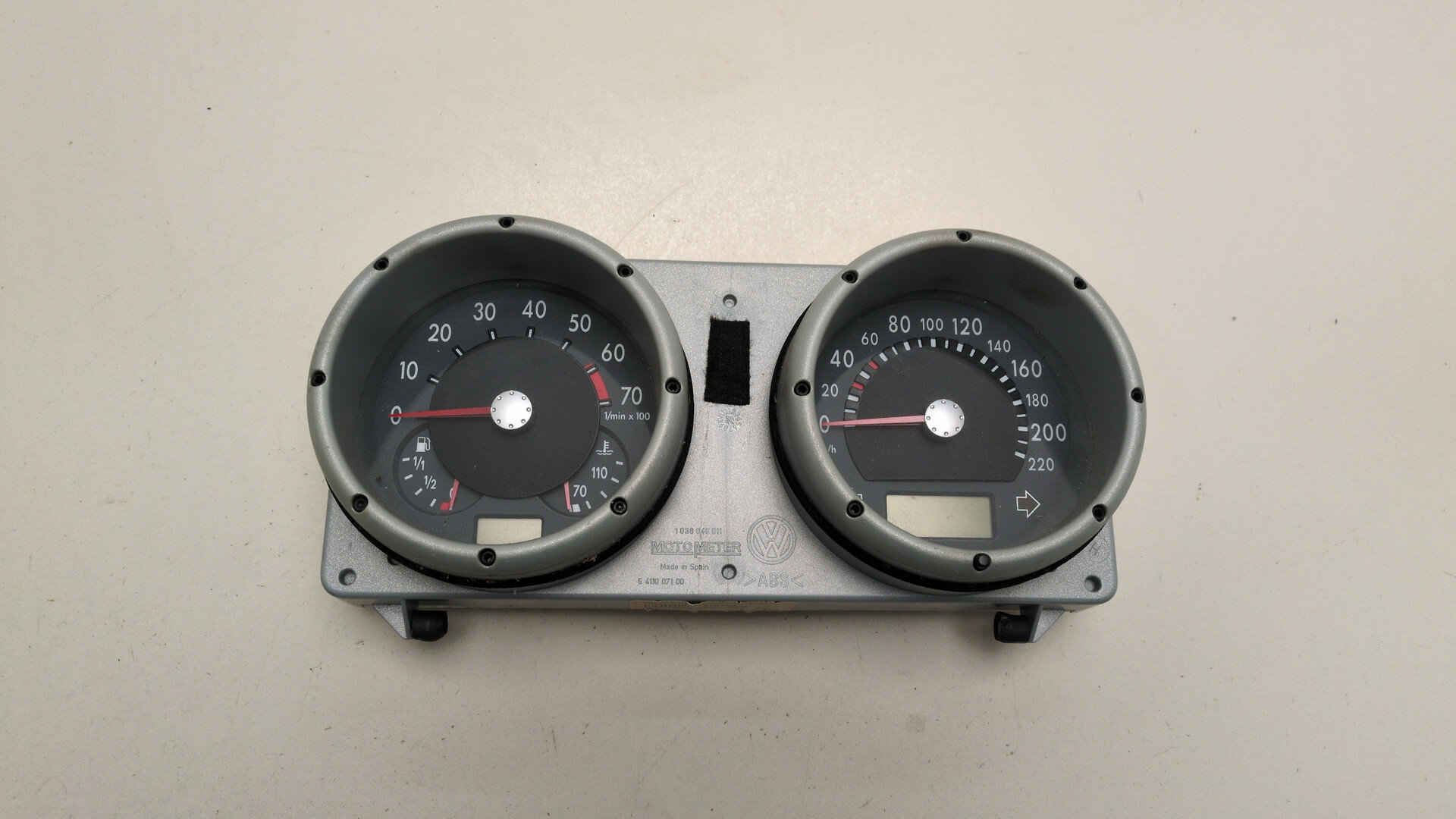 Приборная панель Volkswagen Polo Б/У