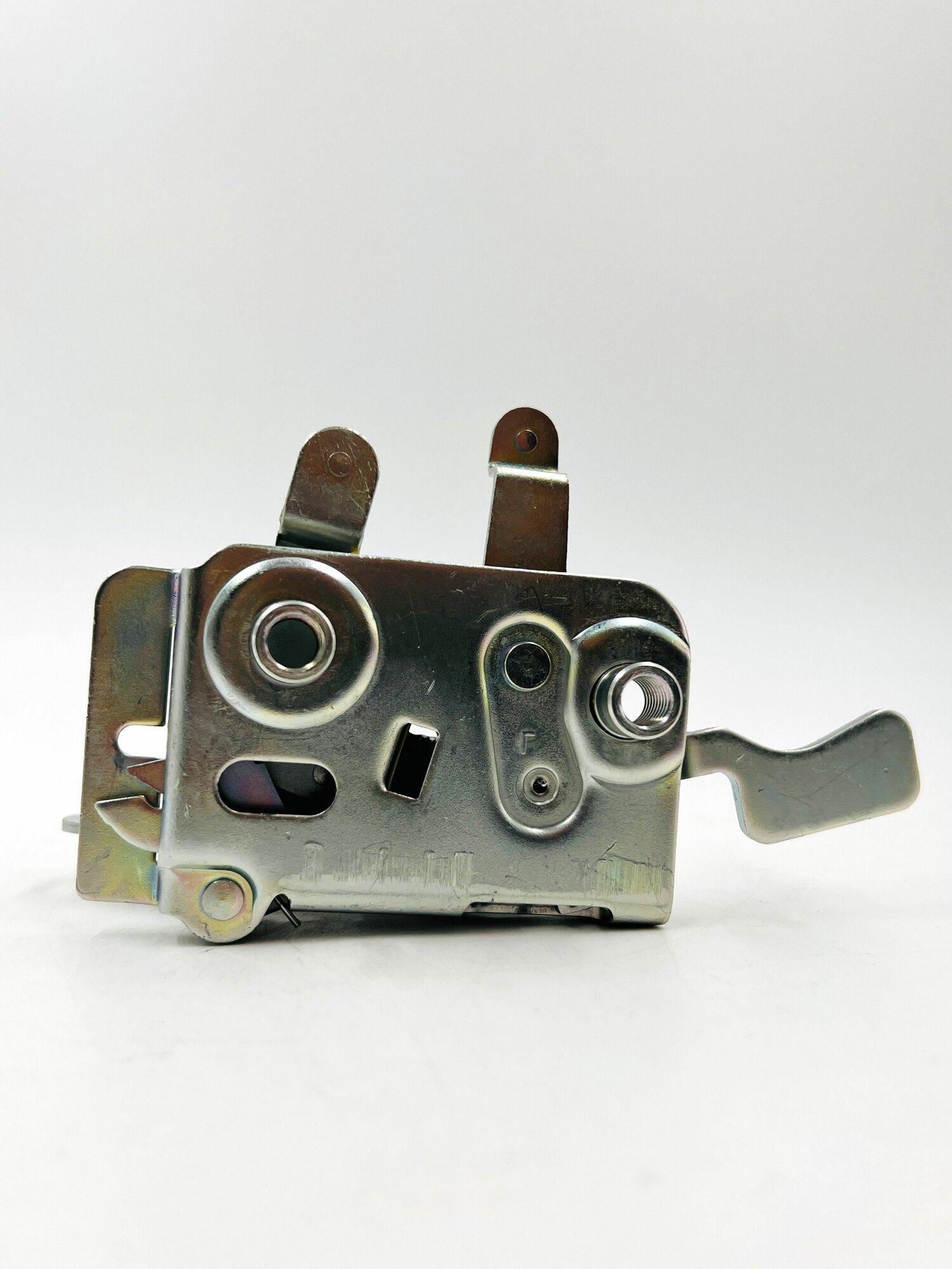 Механизм замка задней левой двери подходит для ВАЗ 2109, ВАЗ 2114-15