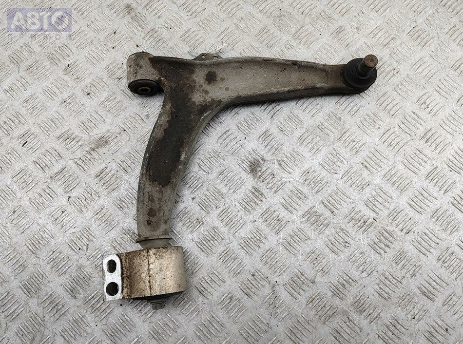Рычаг подвески передний правый Opel Vectra C (2002-2008)