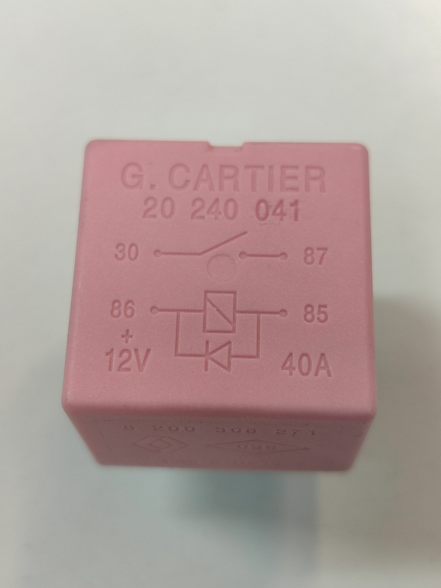 Реле универсальное G.Cartier 20240041