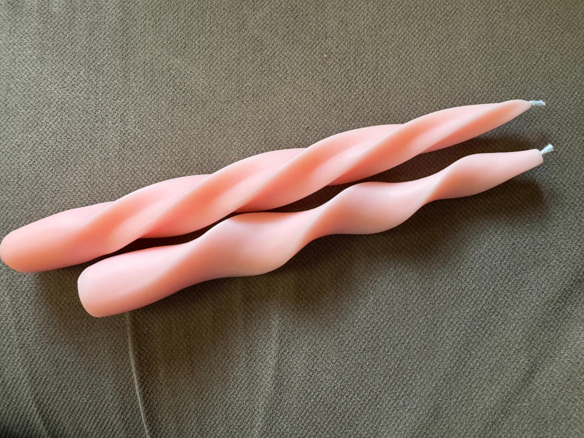 Эко-свечи 12-22, оливковый воск, фигурные, 2 шт, ручная работа