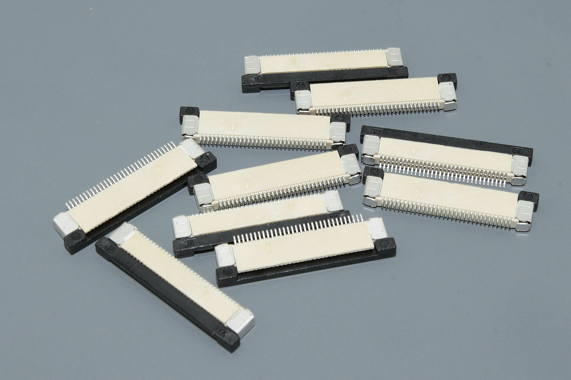 Разъем FPC Half Coverage Bottom Contact 0.5K-BX-32PWB 32 pin высота 2мм шаг 0,5мм 10 шт