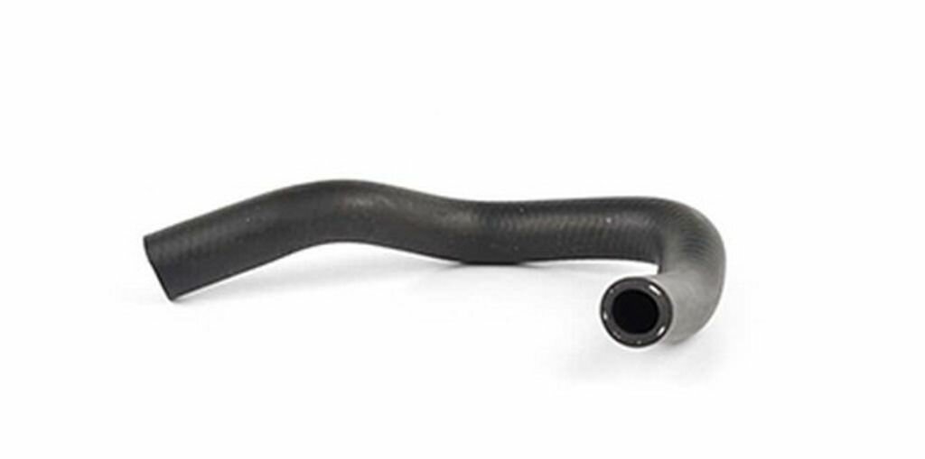 Патрубок радиатора масляного охлаждения для Форд Транзит арт BSG30720167 BSG AUTO PARTS