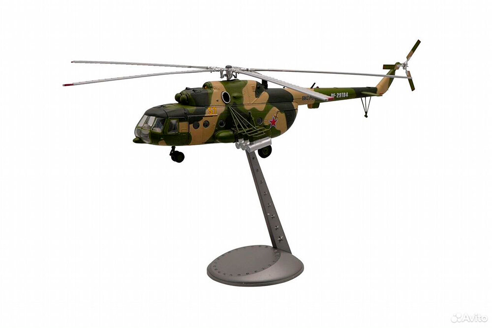 Модель коллекционная PAUDI МИ-8 боевой вертолет #17 ввс россии 1960-2024 (длина модели 50 см)