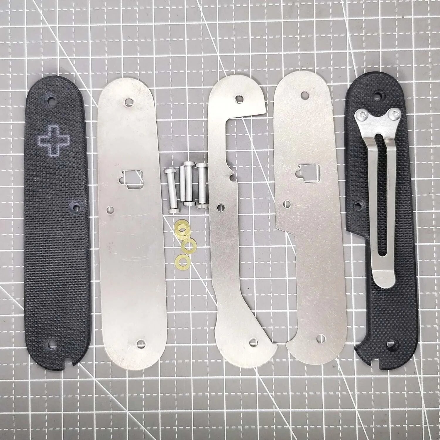 Запчасти для ножа Victorinox G10 с карманным зажимом, Black 3 Layer