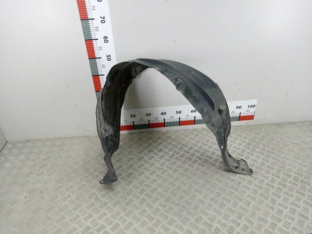 Подкрылок (защита крыла) передний правый Suzuki Grand Vitara 2 7248165J0 арт. 2239443