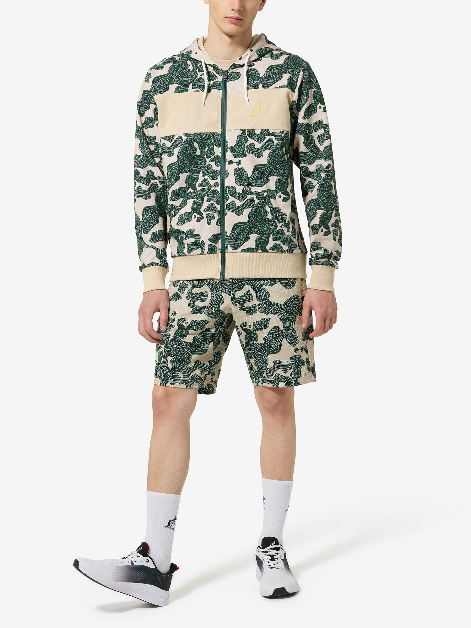 Шорты спортивные