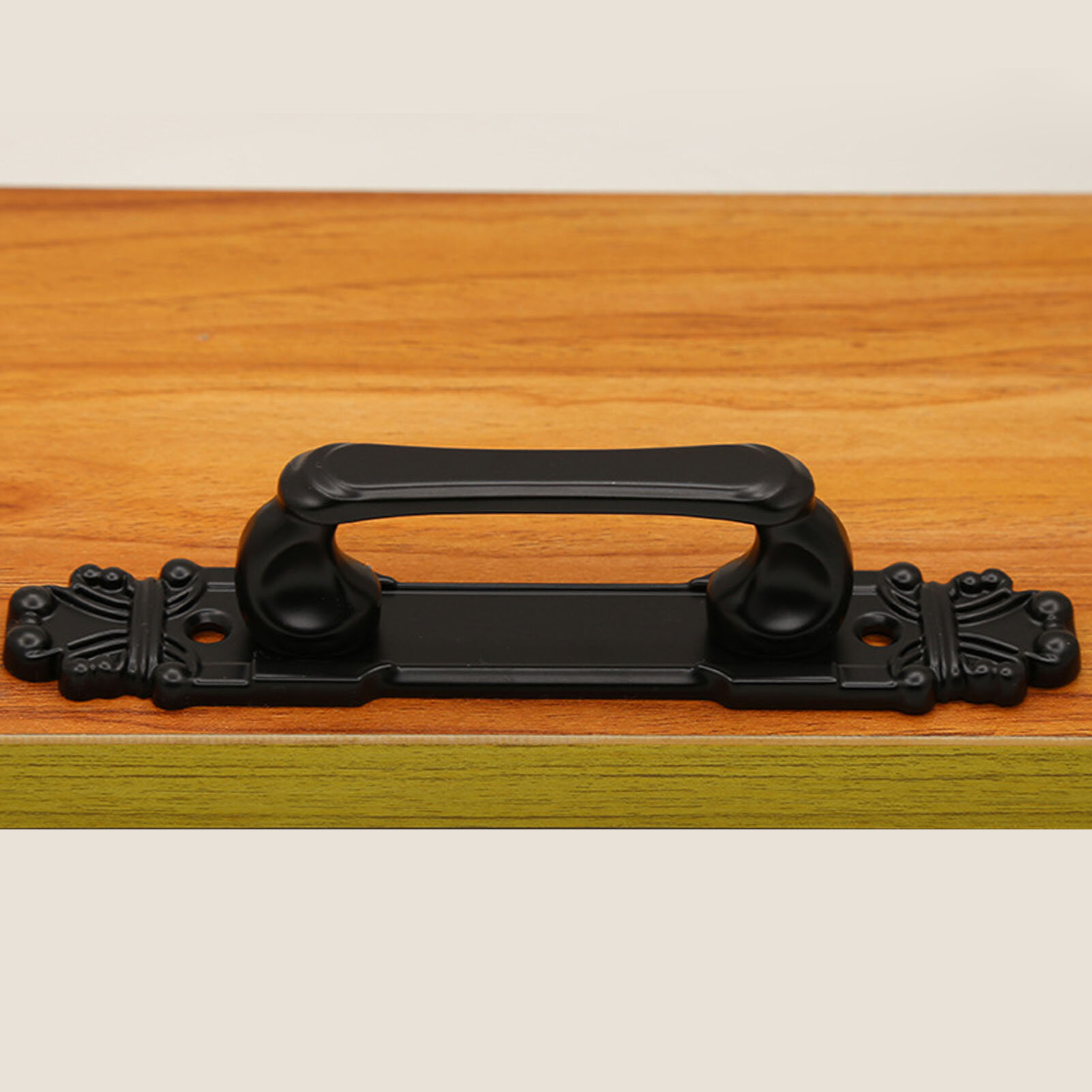 Ручка для амбарной двери металлическая цельная черная для тяжелых раздвижных дверей и деревянных гаражных ворот