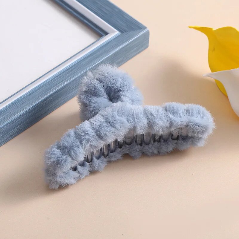 Зимние плюшевые заколки-крабы Голубой, blue grey