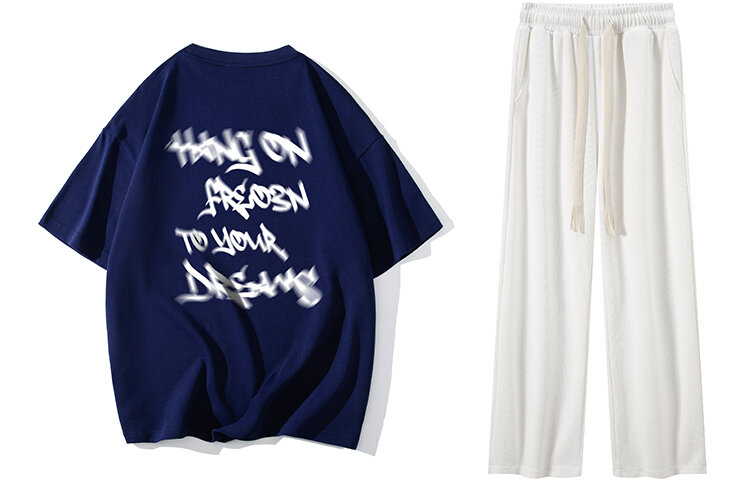 Комплект одежды