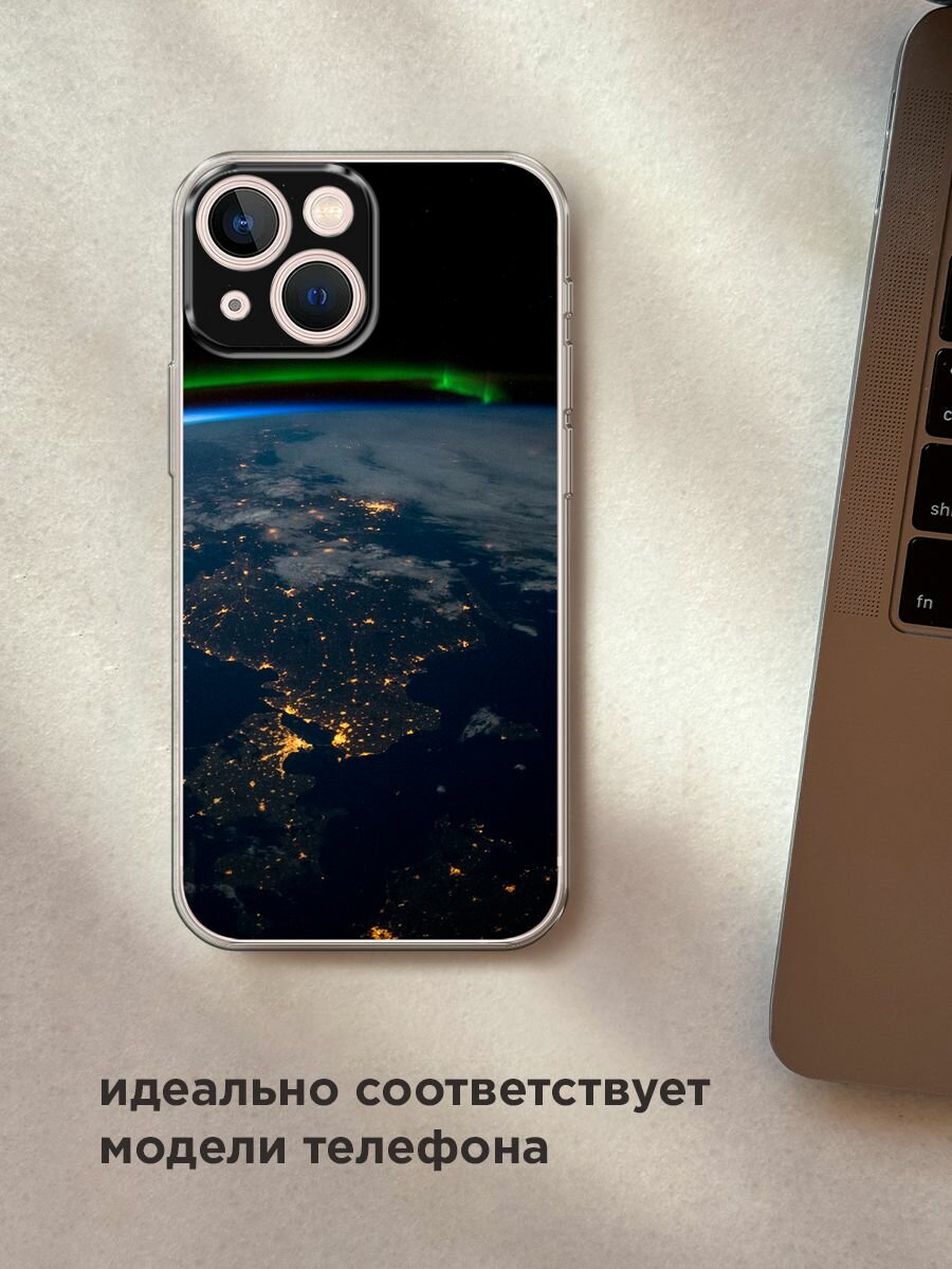 Чехол на Apple iPhone 13 mini / Айфон 13 мини с принтом "Земля из космоса" — фото 1