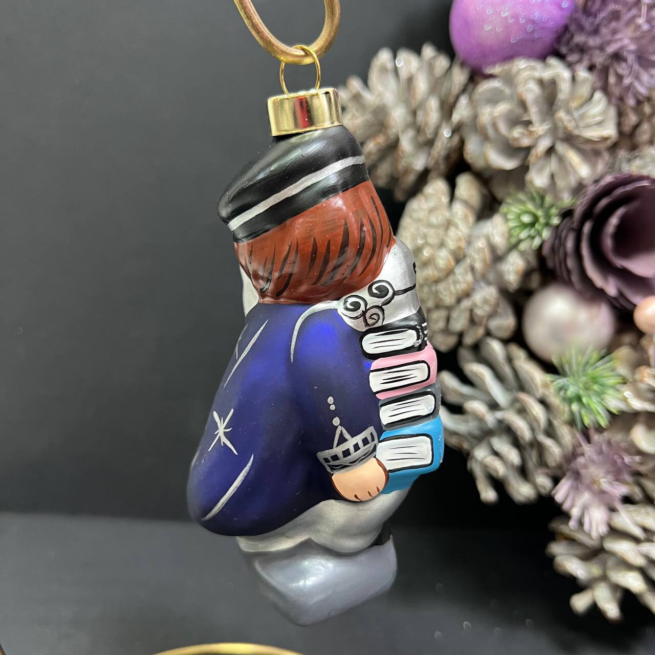 Елочная игрушка любимый ВОЛШЕБНИК-02 с росписью