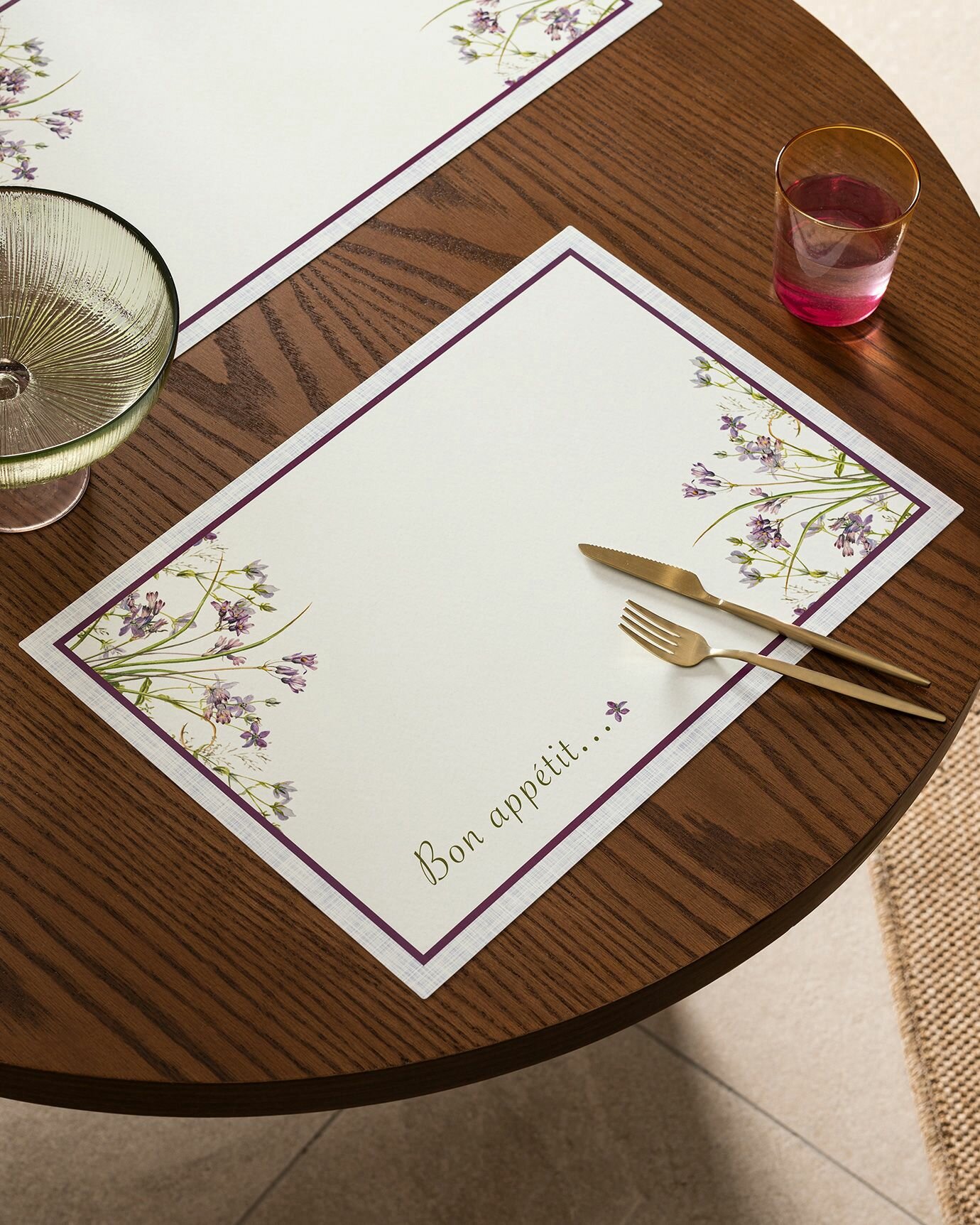 Салфетки сервировочные на стол, набор из 4 шт. Состав:100% Пластик. Размер:42X29CM. Цвет: Белый, Филетовый/RENARD