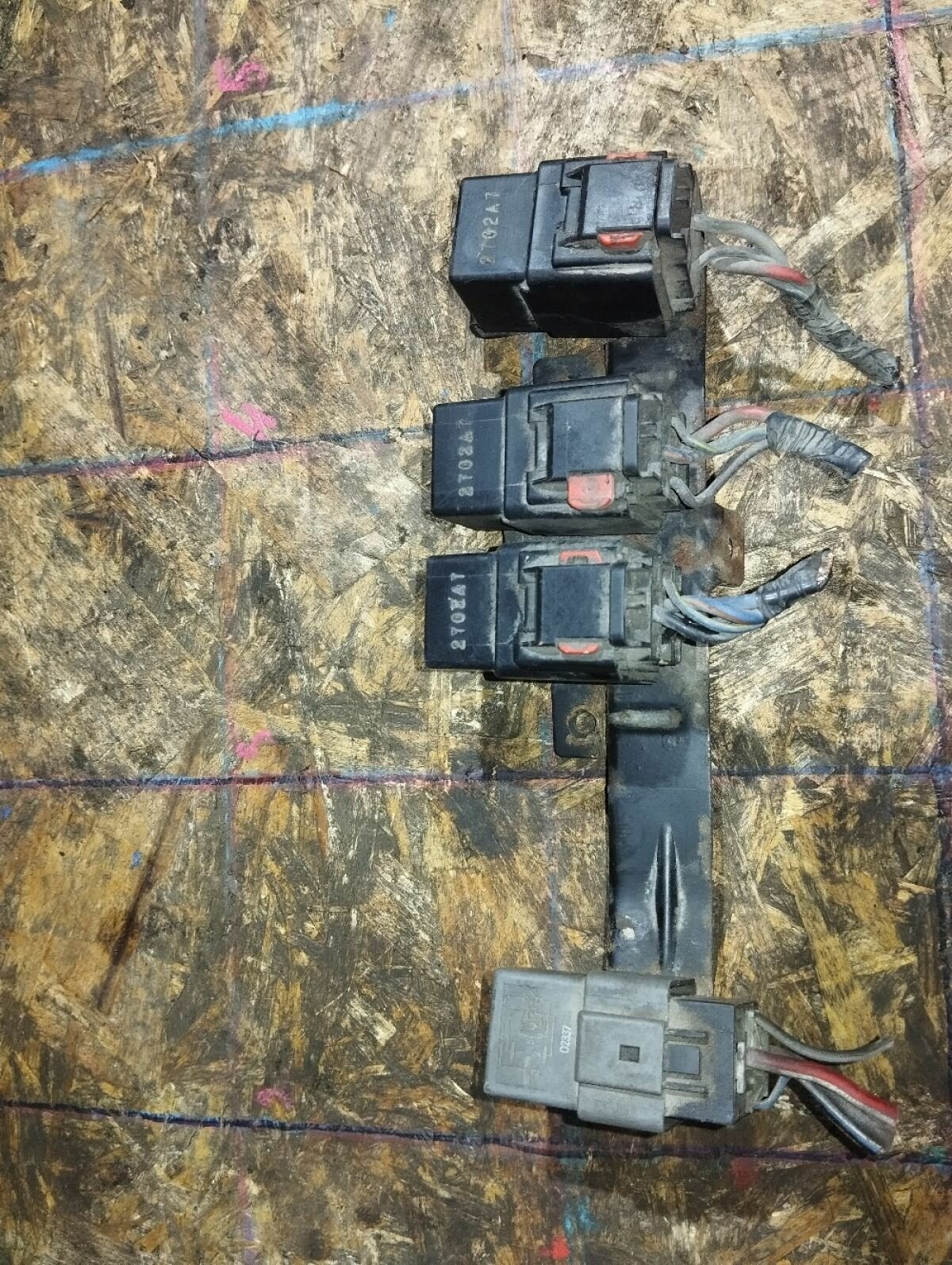 Блок реле Крайсер Вояджер 4 Б/У с пробегом