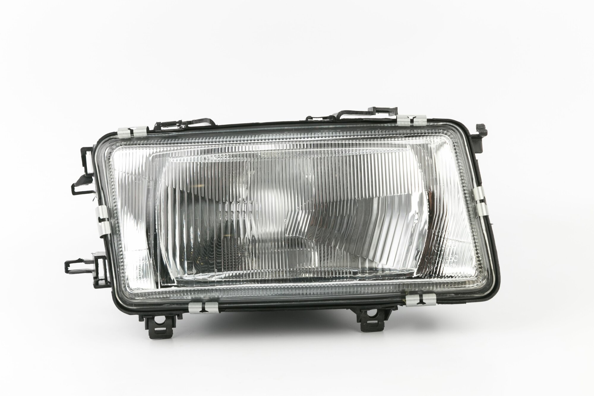 Фара правая для Ауди 80 1987-1991, 90 1987-1991, oem 893941030, 893941030H арт 4411107RLDEM — фото 1