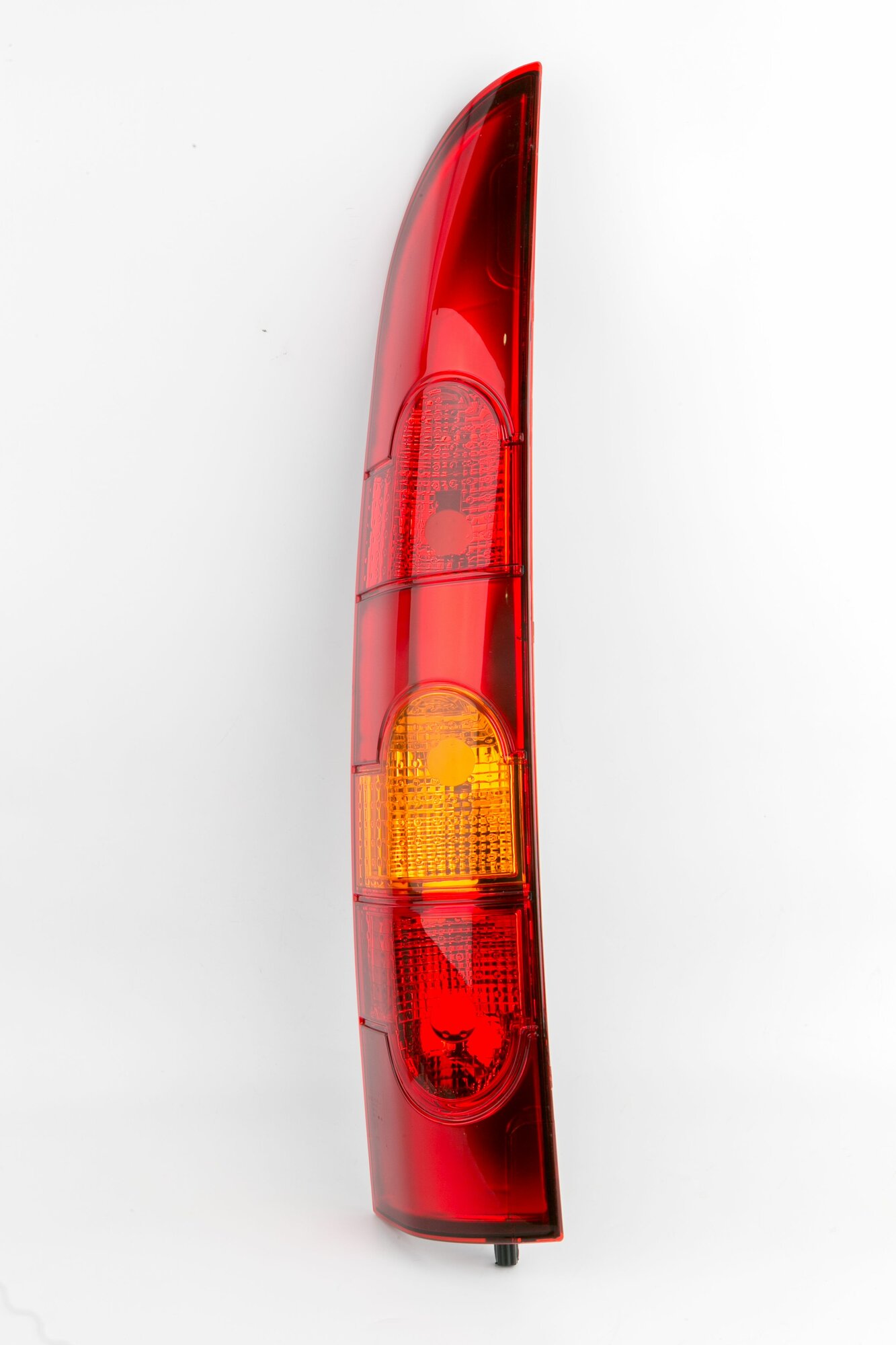 Задний фонарь в крыло левый для Рено Кангу 2003->, oem 8200150619 арт 5511938LLDUE