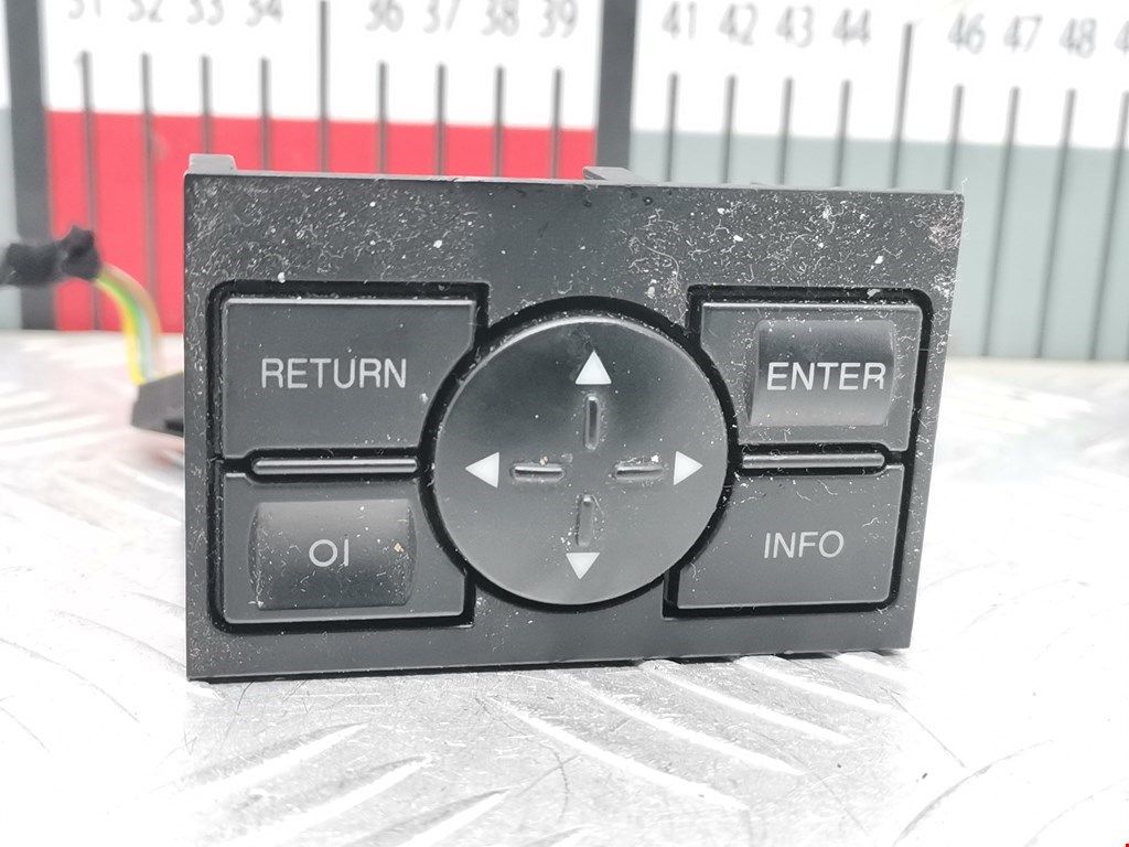 Блок кнопок / 1839135 4D0919885 4D0919885 для Audi A8 D2 (с пробегом)
