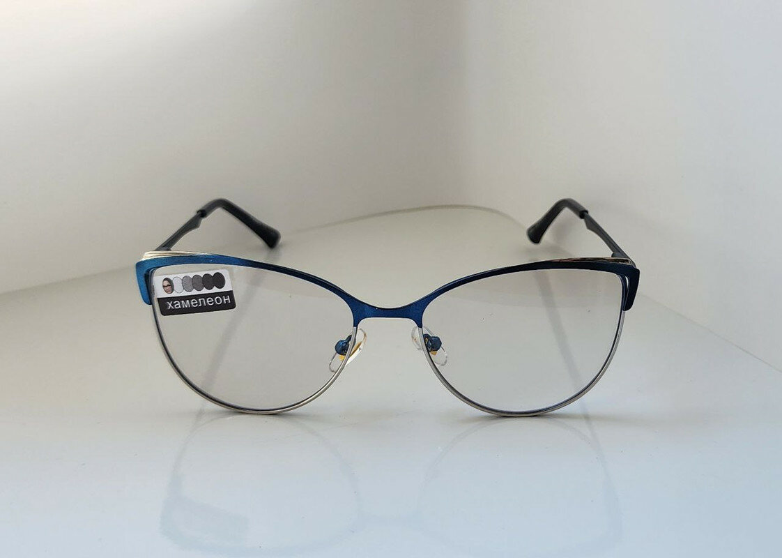 Готовые очки корригирующие с фотохромными линзами "хамелеон" блю-блокер женские PЦ 62-64 мм, +0.75