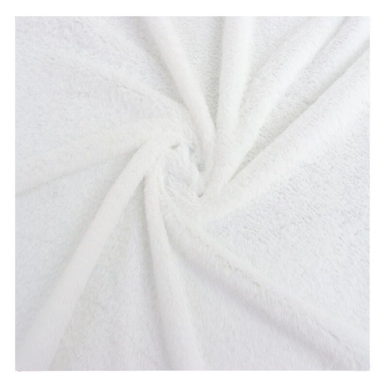 Пятно из меха кролика, белое, имитация кроличьего флиса