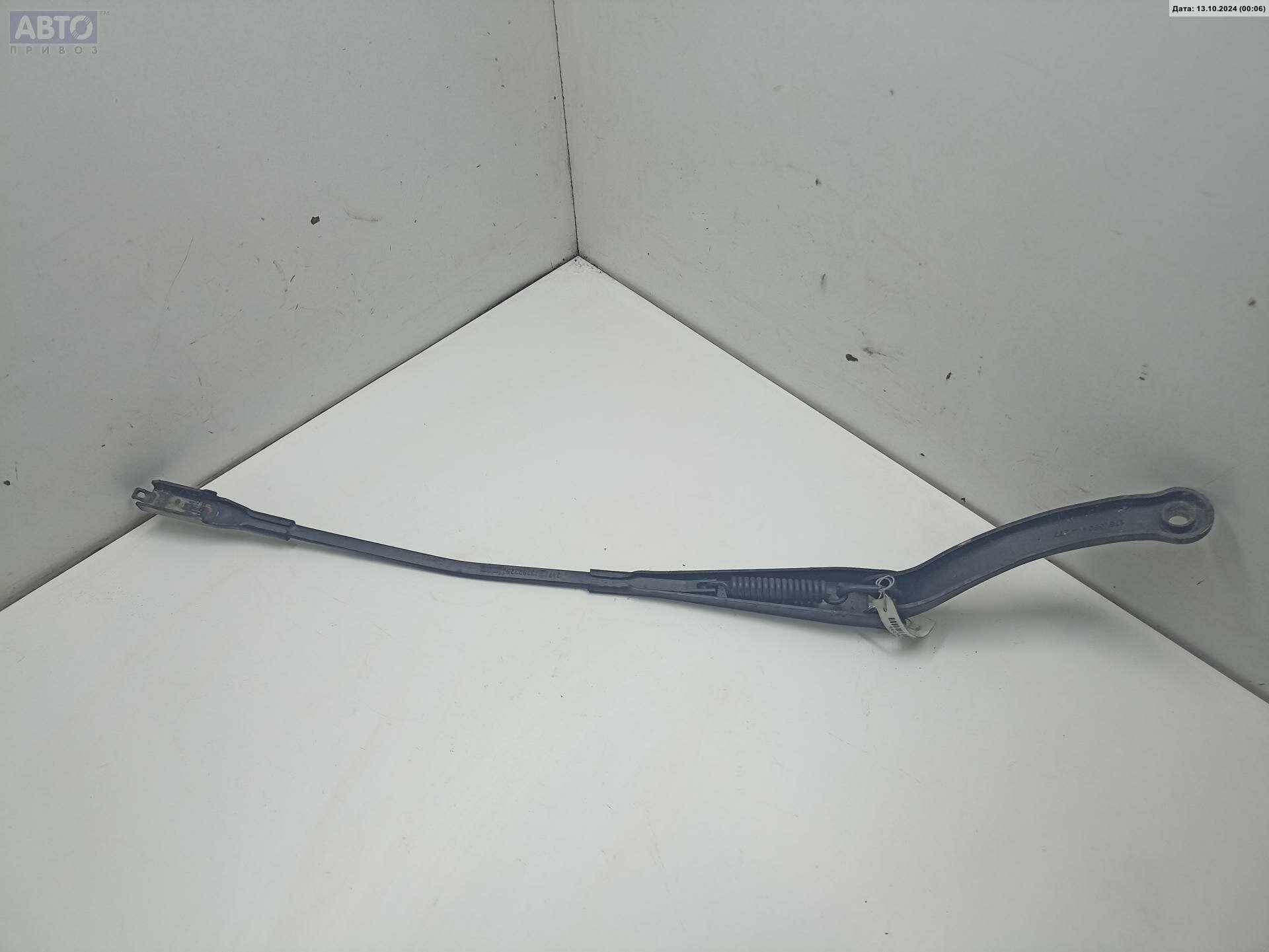 Щеткодержатель (поводок стеклоочистителя) передний Opel Corsa D (2006-2014)