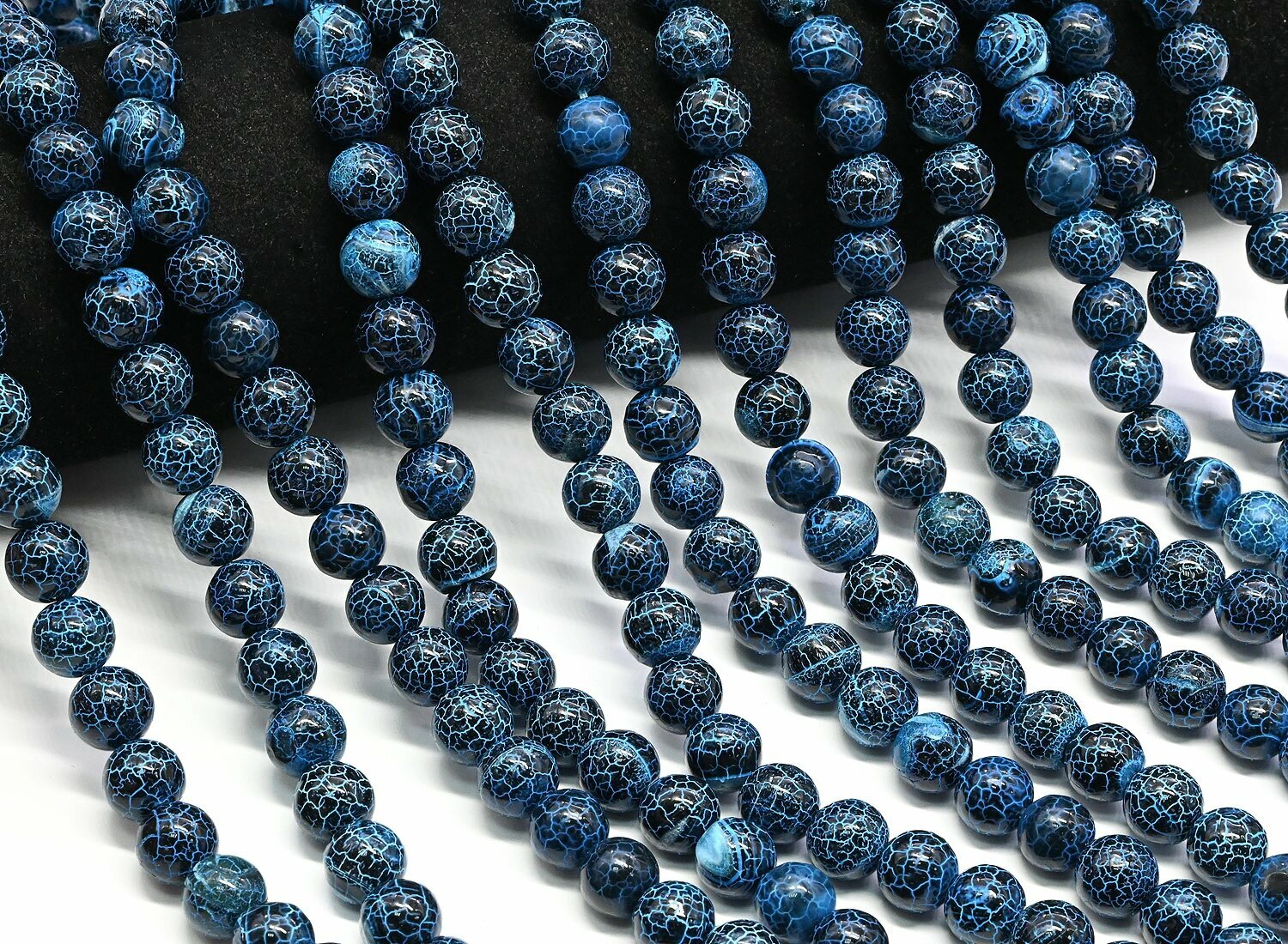 Бусины из агата "Вены Дракона" шарик 10мм цв. синий, 35см, 38 бусин .