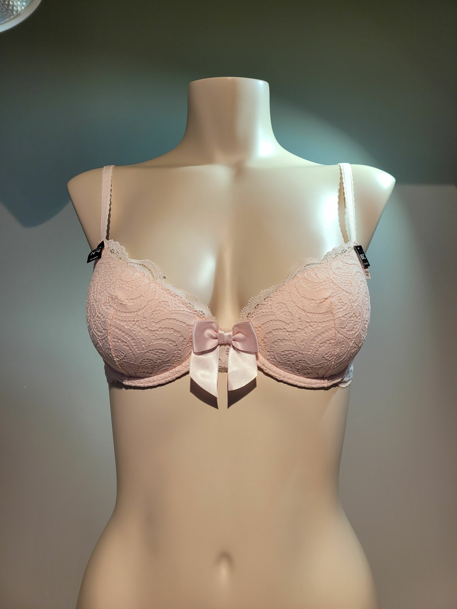 Бюстгальтер-невидимка