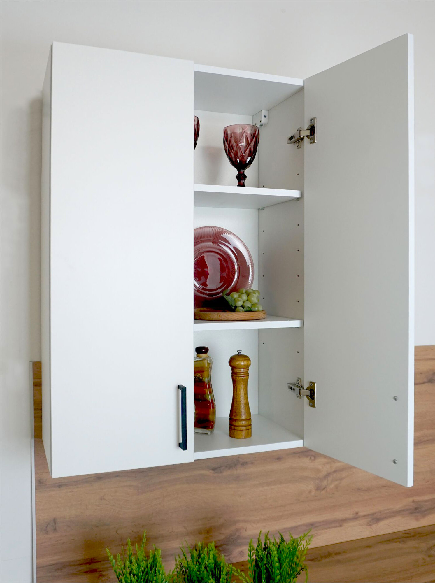 Кухонный гарнитур VITAMIN модульный шкаф навесной двухдверный с полками. Цвет "Белый" ширина 60 см.