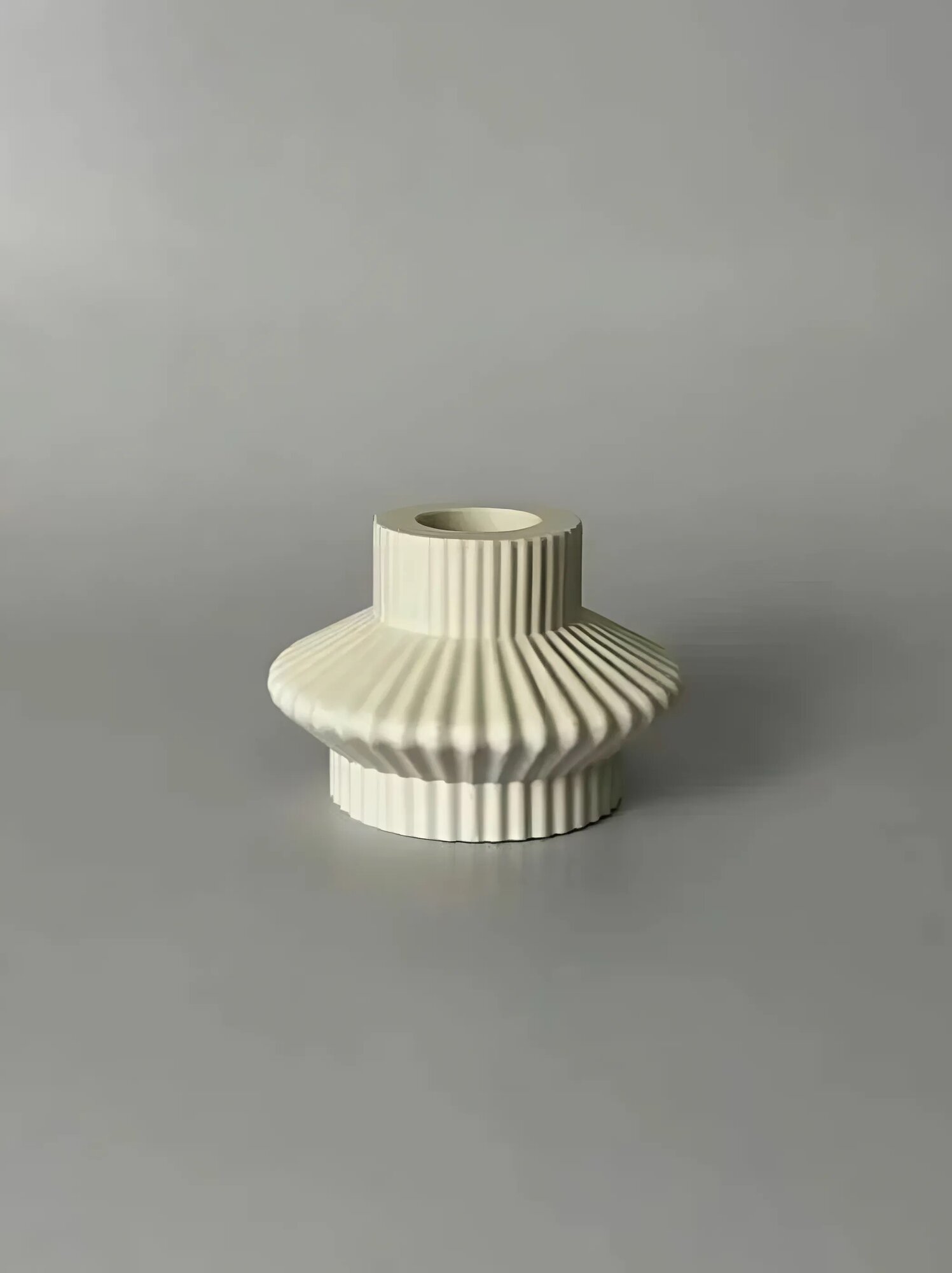 Подсвечник HOMYS "Ребристый", ручной работы, гипсовый, белый, 6x8 см