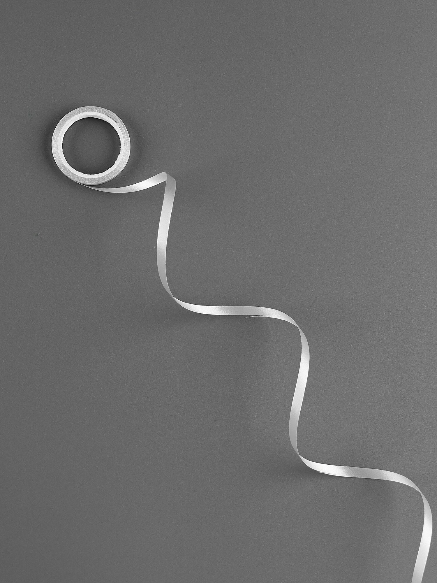 Лента для шаров, 4 мм 4 м, серебряная