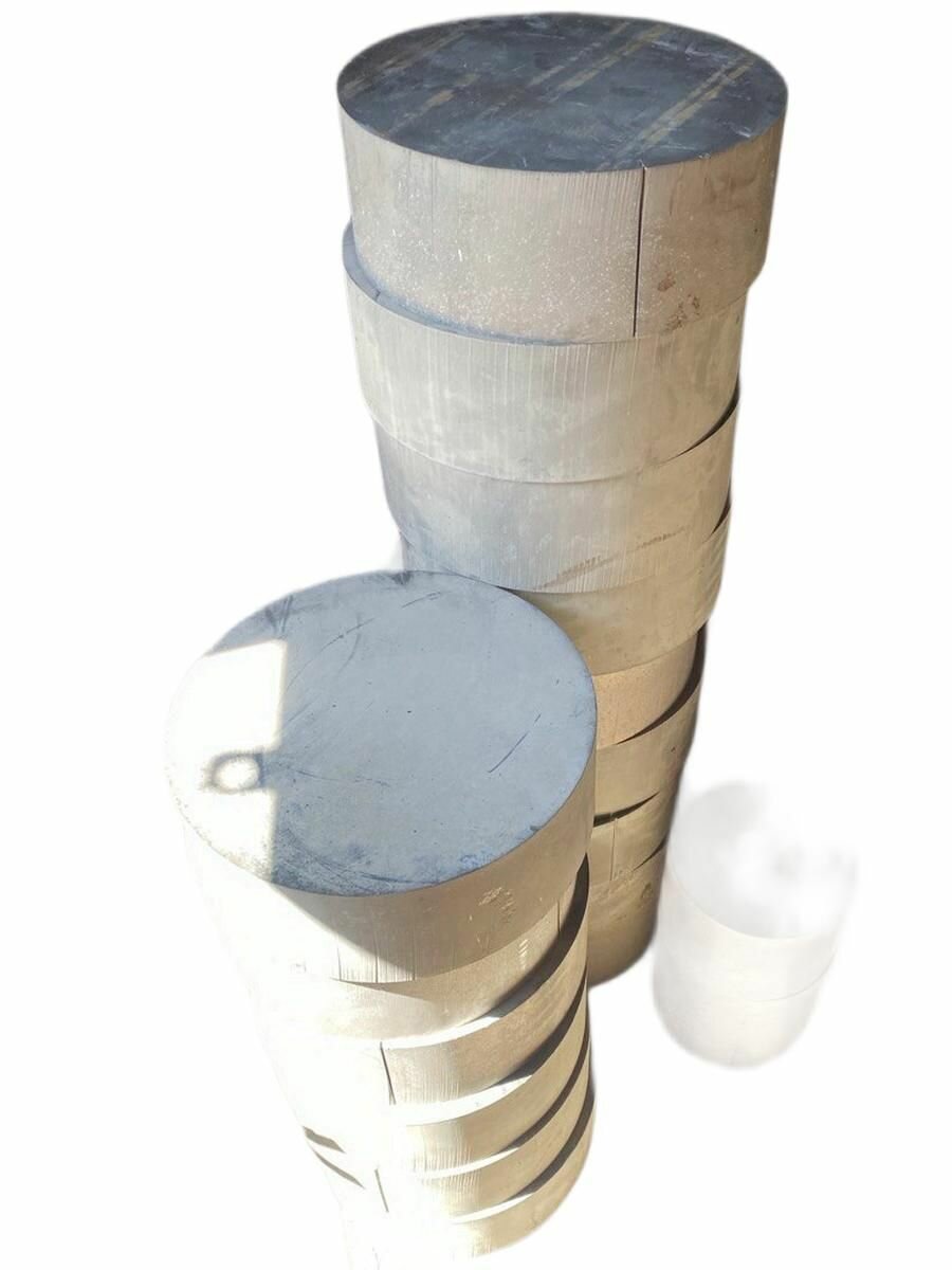 Круг алюминиевый с линией разреза диаметром 250 мм ( но если не учитывать прорез, то 278 мм) Д16Т длиной 100 мм