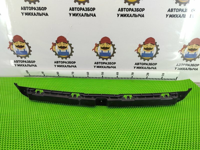 Кронштейн бампера задний Opel Astra H Z16XER